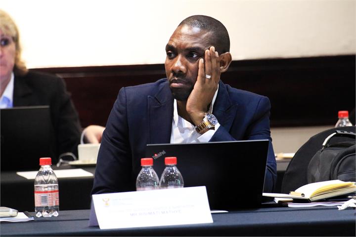 Minister Senzo Mchunu and Deputy David Mahlobo in KZN